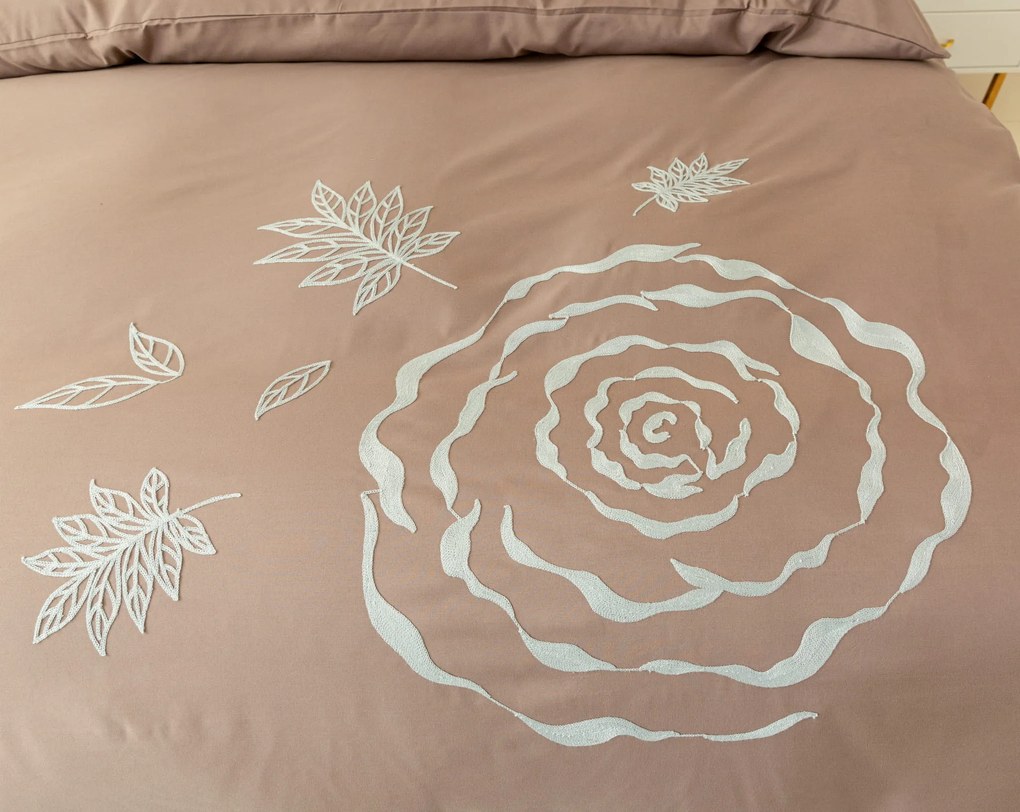Povlečení z mikrovlákna EMBROSA světle hnědé Rozměr povlečení: 70 x 80 cm | 140 x 200 cm