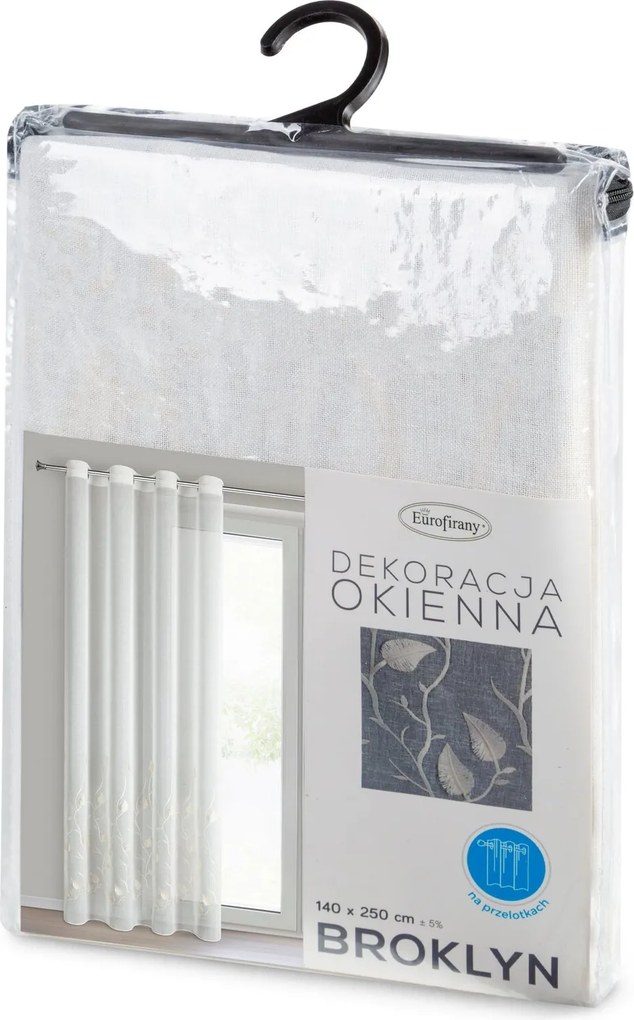 ZÁCLONA NA KROUŽCÍCH BROKLYN 140X250 CM CM VZOROVANÁ