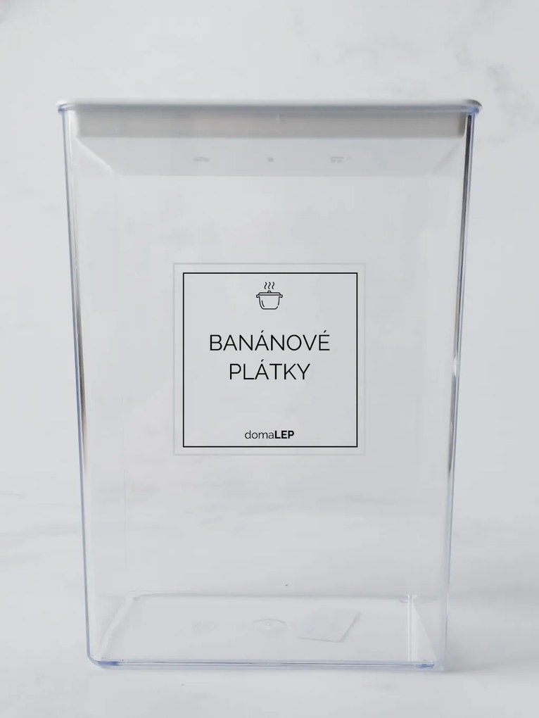 BANÁNOVÉ PLÁTKY – průhledná samolepka na dózu, základní písmo, 5 x 5 cm | DomaLEP