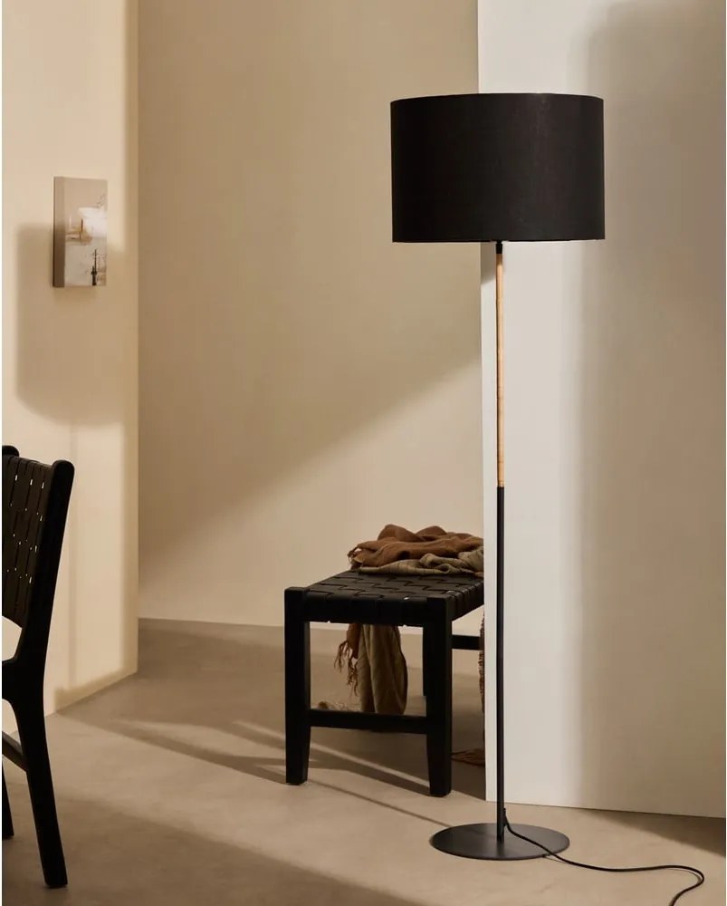 Černá stojací lampa s textilním stínidlem (výška 160 cm) Canar – Kave Home
