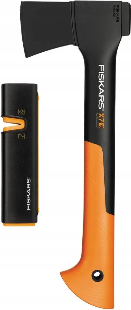 Fiskars X-Series X7-XS – sekera brousek, 35,5 cm, lehký a odolný