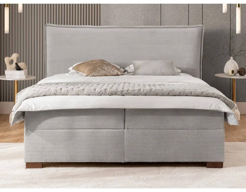 Světle šedá boxspring postel s úložným prostorem 180x200 cm Lysa – Ropez