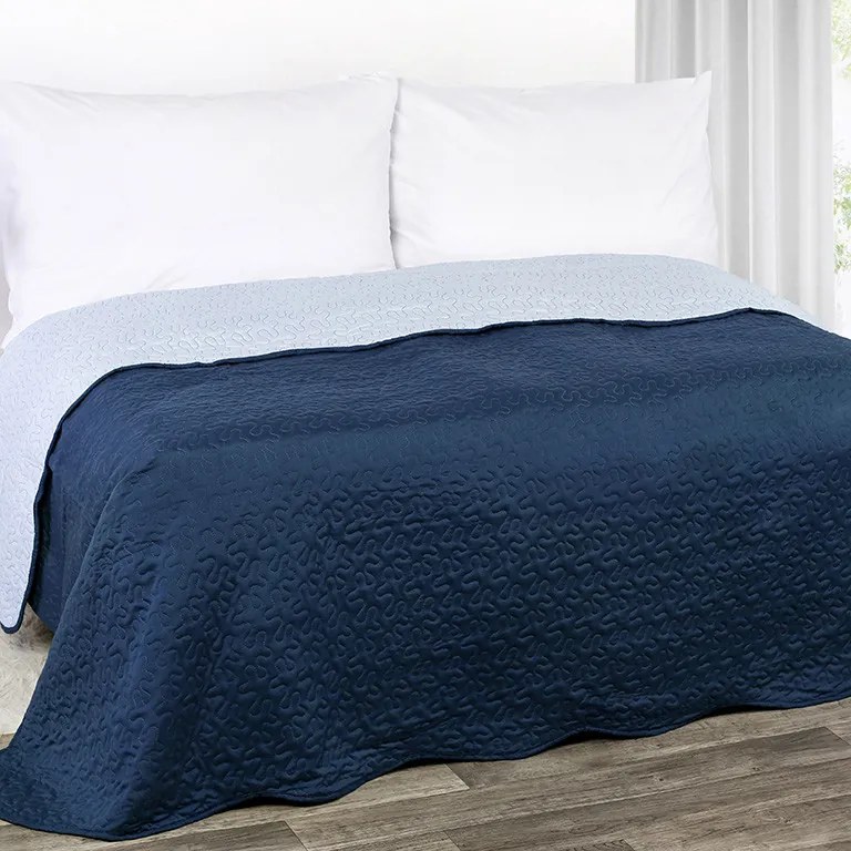 Goldea designový přehoz na postel bella - modrý 150 x 200 cm
