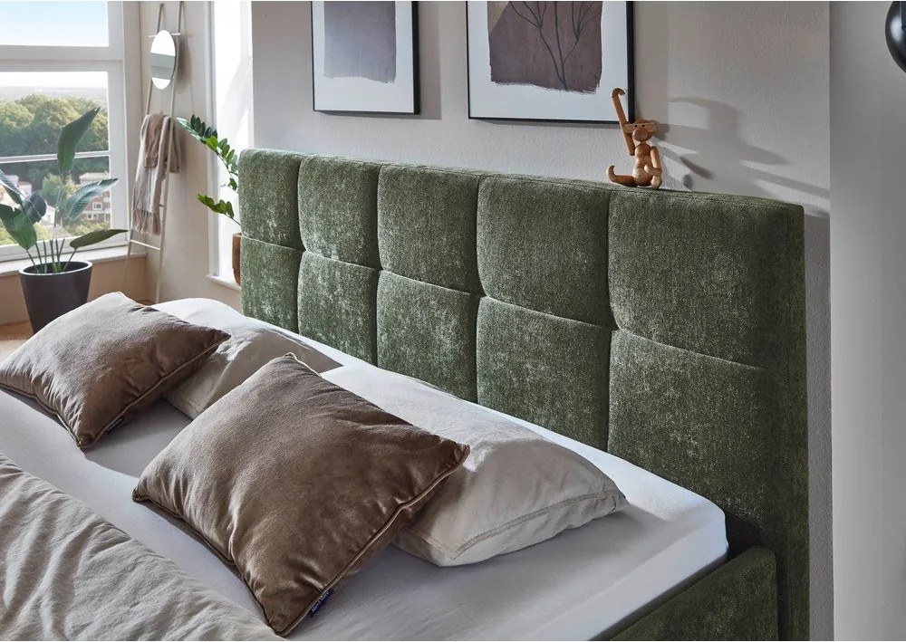 Khaki čalouněná dvoulůžková postel s úložným prostorem s roštem 180x200 cm Nova – Meise Möbel
