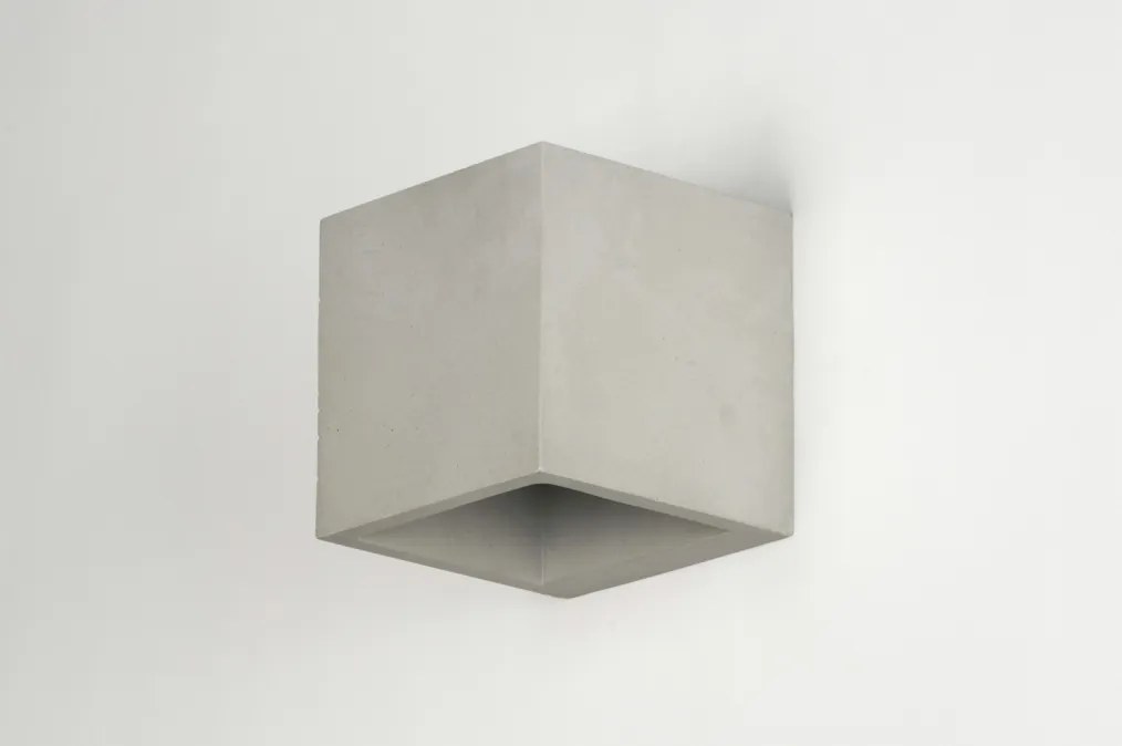 Nástěnné designové betonové svítidlo do koupelny Marano Beton