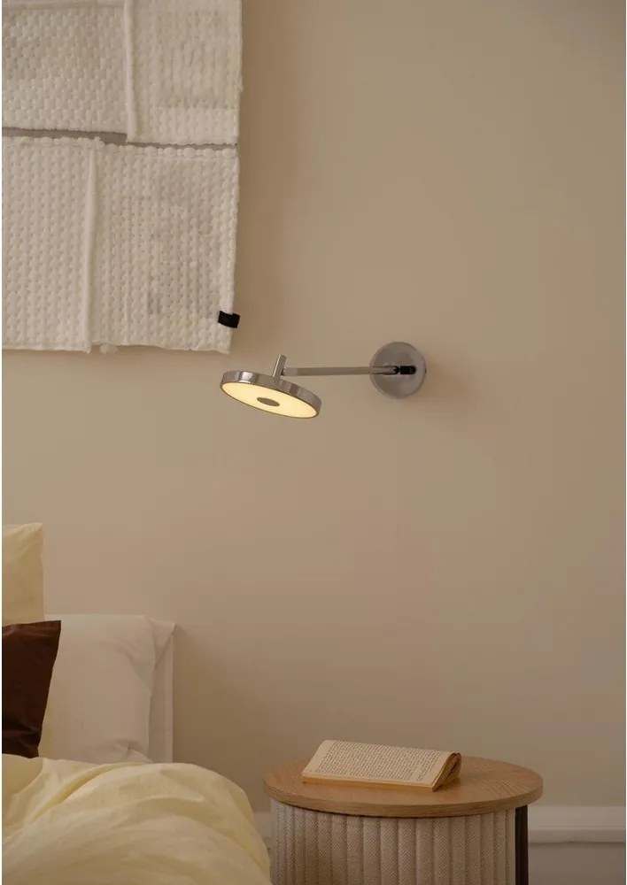 LED nástěnné svítidlo s ohybatelnou konstrukcí/stmívatelné do zásuvky v leskle stříbrné barvě ø 15 cm Asteria Wall Long – UMAGE