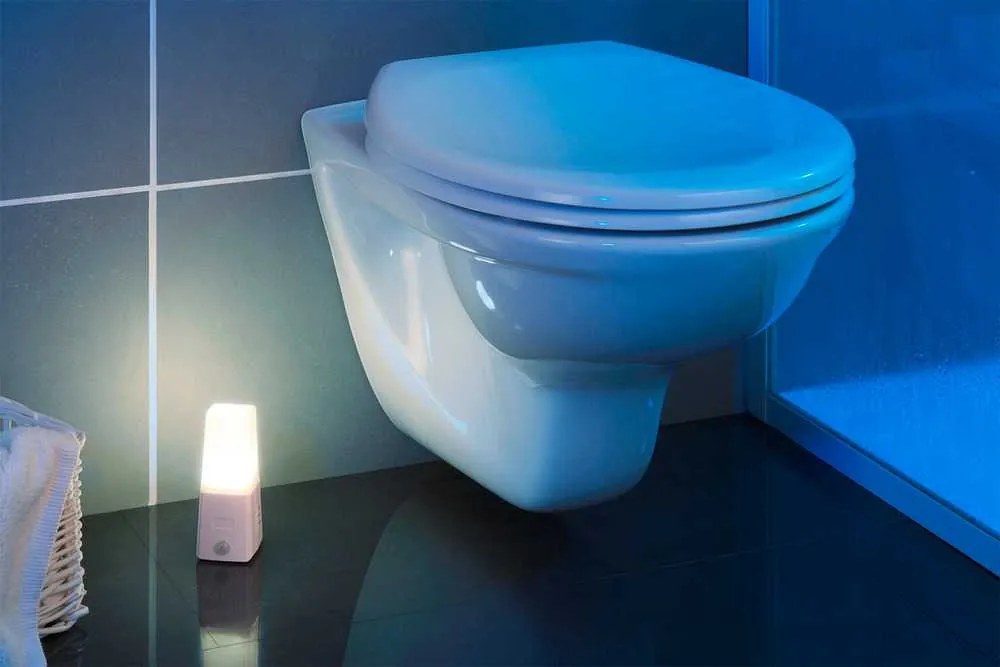 LED noční světlo s snímačem pohybu