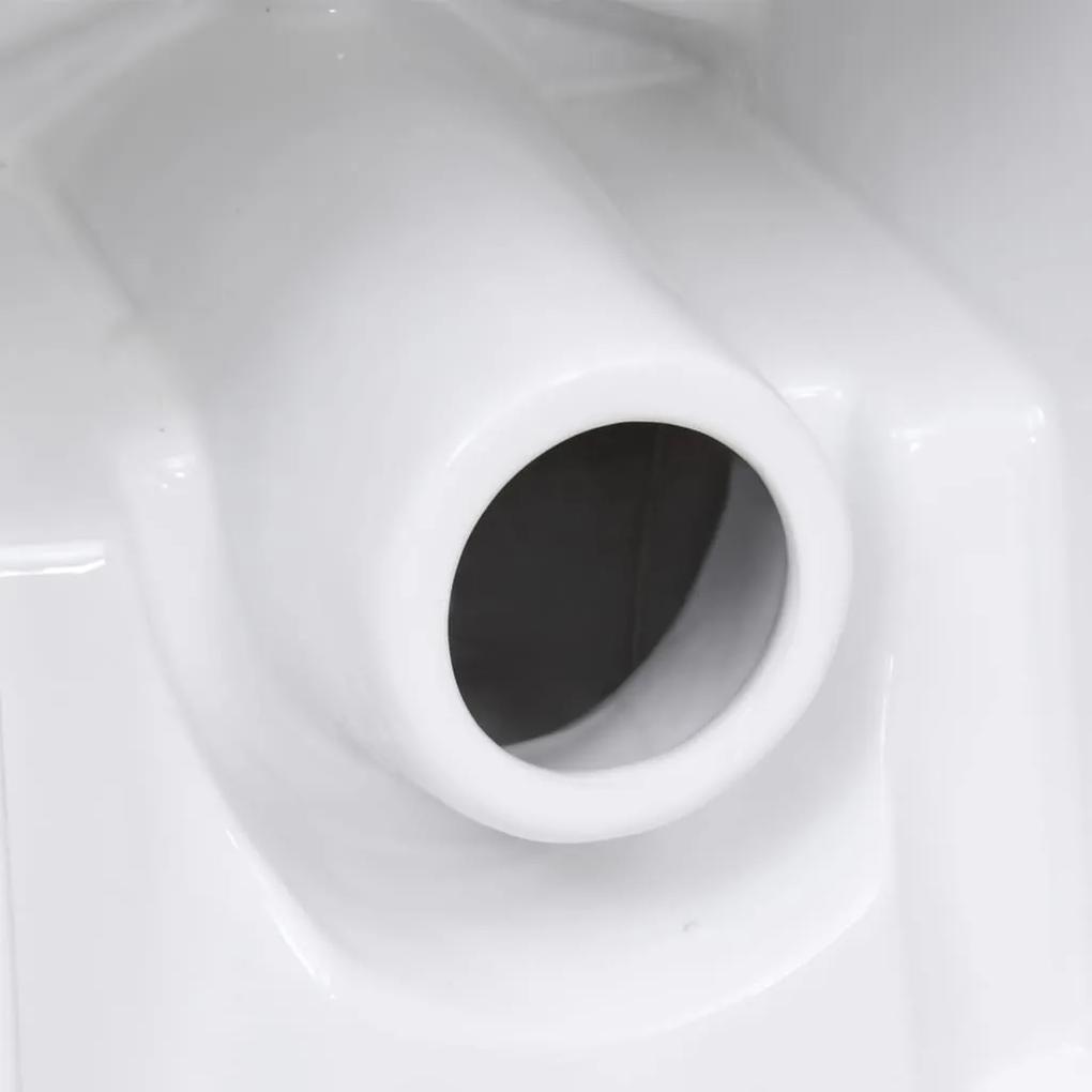 Keramické WC - zadní odpad | bílé