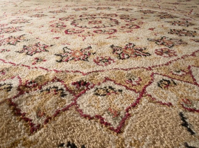 Koberec Salyut 1566-01 Beige