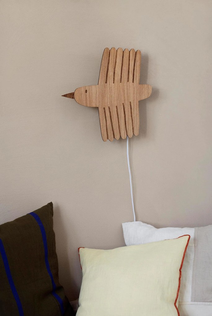 Nástěnná lampa Ferm Living Kids pták z dubového dřeva