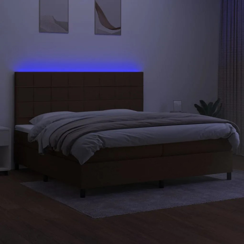 Box spring postel s matrací a LED tmavě hnědá 200x200 cm textil 3139224