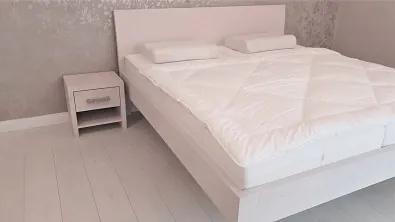 Postel Postelia IBIZA Buk 180x200 - Dřevěná postel z masivu, bukové dvoulůžko o šíři masivu 4 cm