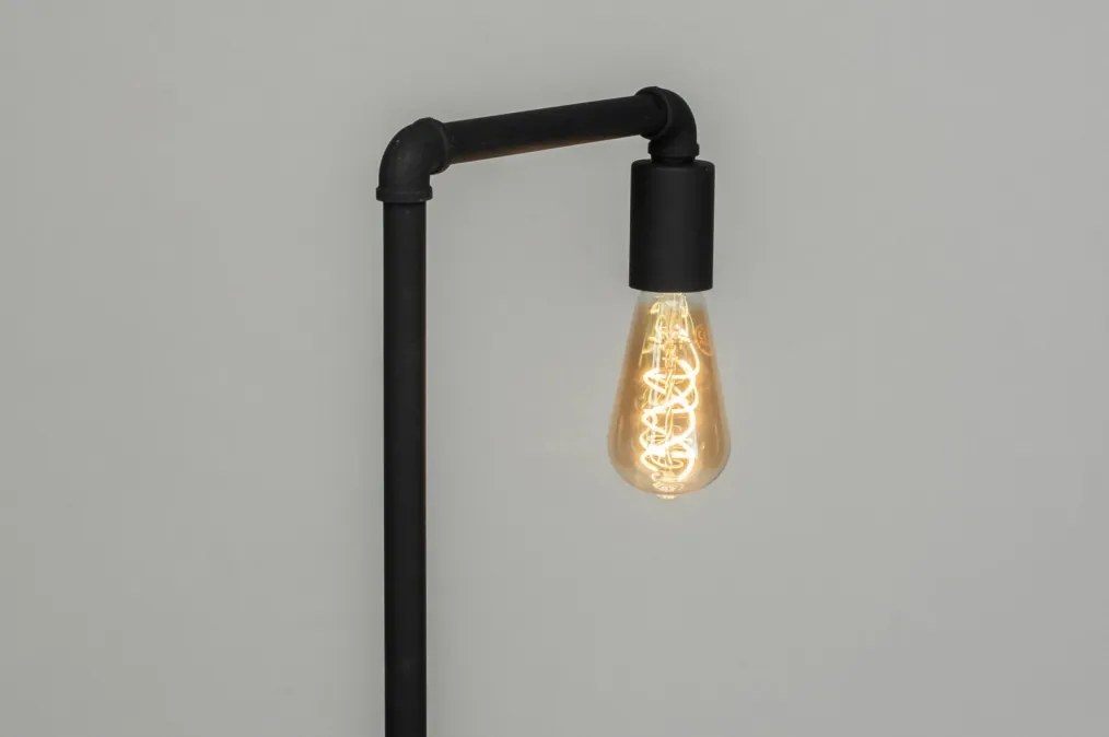Stojací industriální lampa Beton Industry Bulb Black