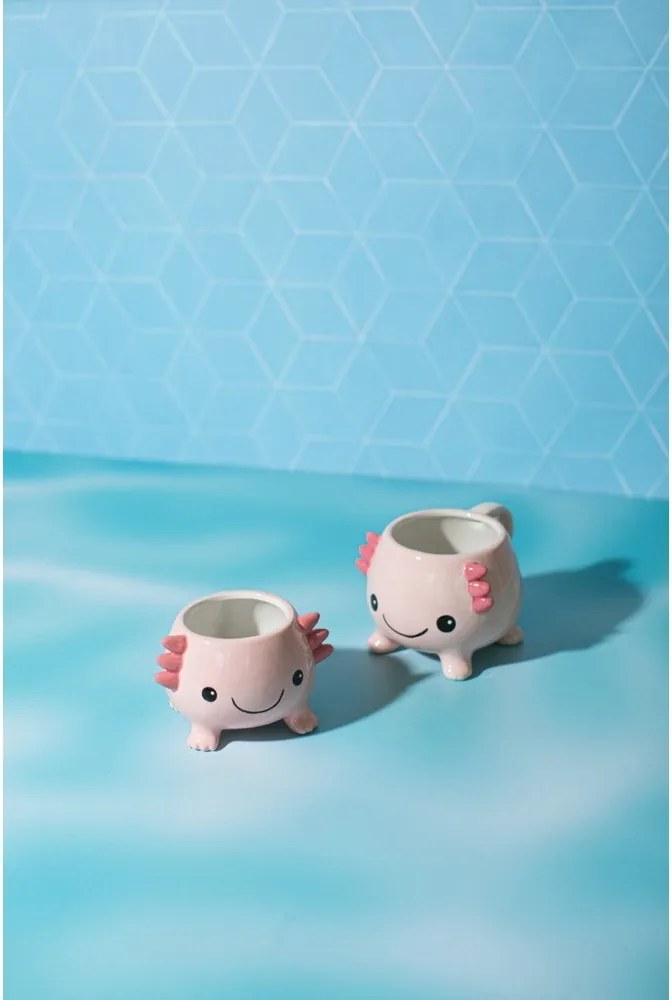 Světle růžový hrnek Axolotl – Sass &amp; Belle