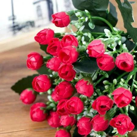 Bytová dekorace - umělá kytice 36 květů Barvy: červená