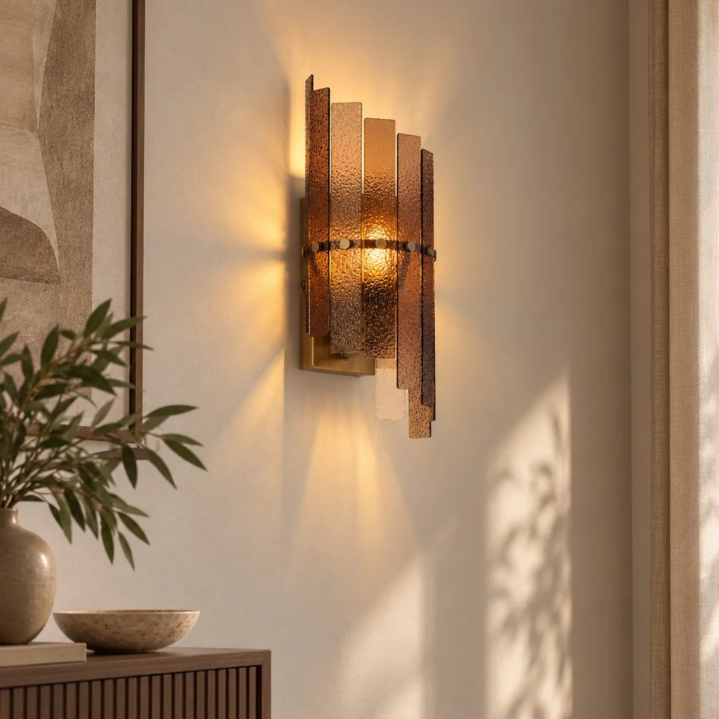 Designová nástěnná lampa tmavě bronzová s jantarovým sklem - Versailles