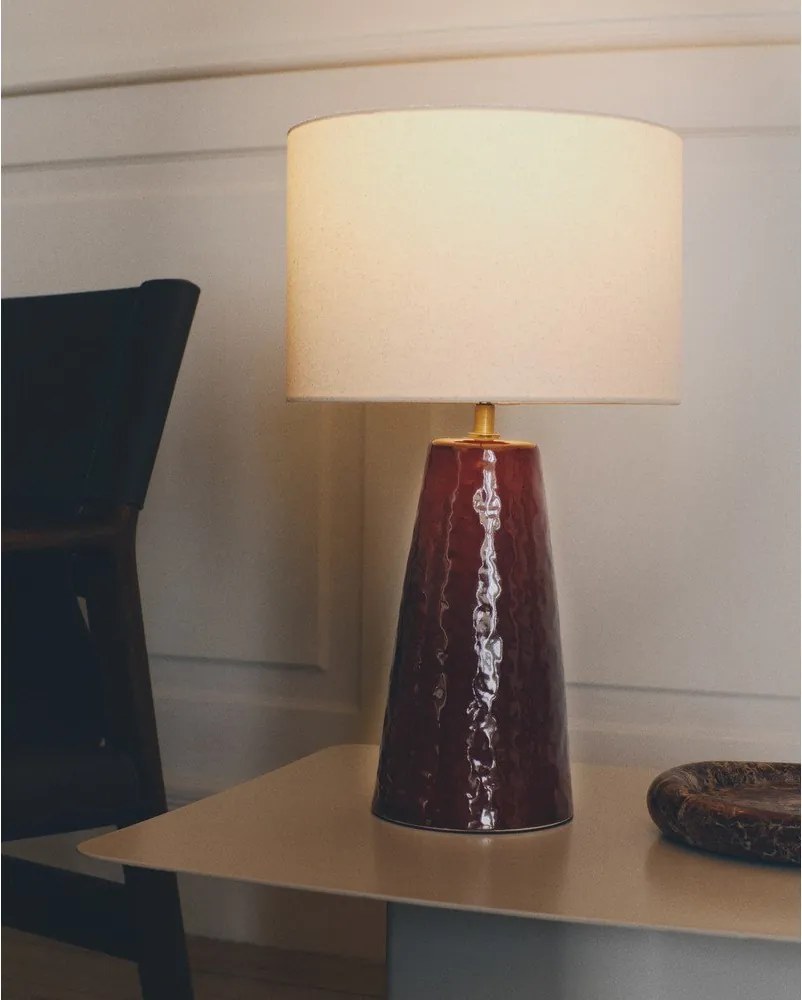 Červená/bílá stolní lampa s textilním stínidlem (výška 49 cm) Drava – Kave Home