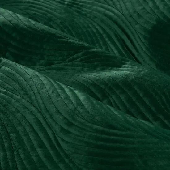 Kvalitní prošívaný přehoz v tmavě zelené barvě Šířka: 170 cm | Délka: 210 cm