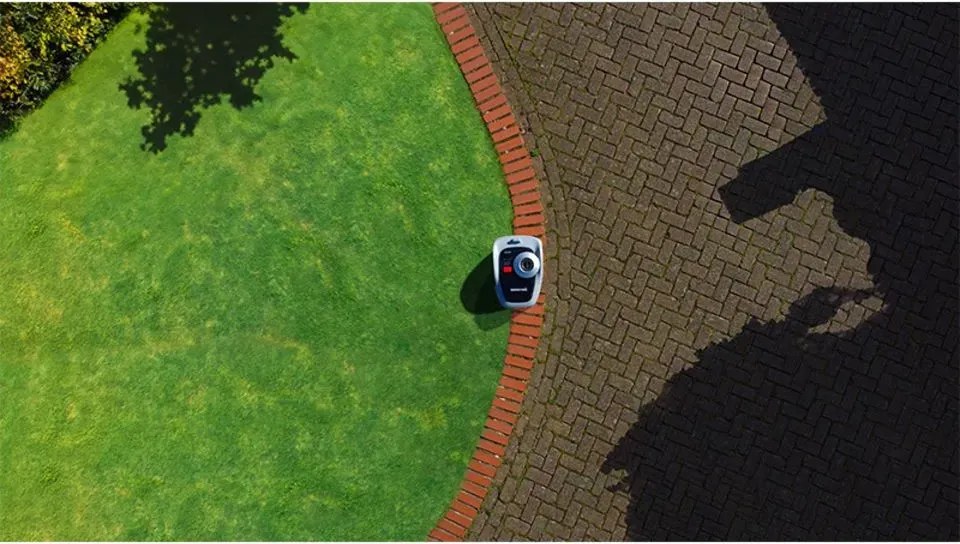 Sekačka robotická Segway i105E