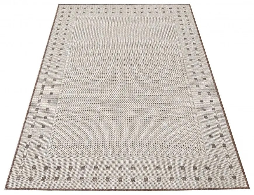 Eleganní oboustranný koberec s efektním okrajem