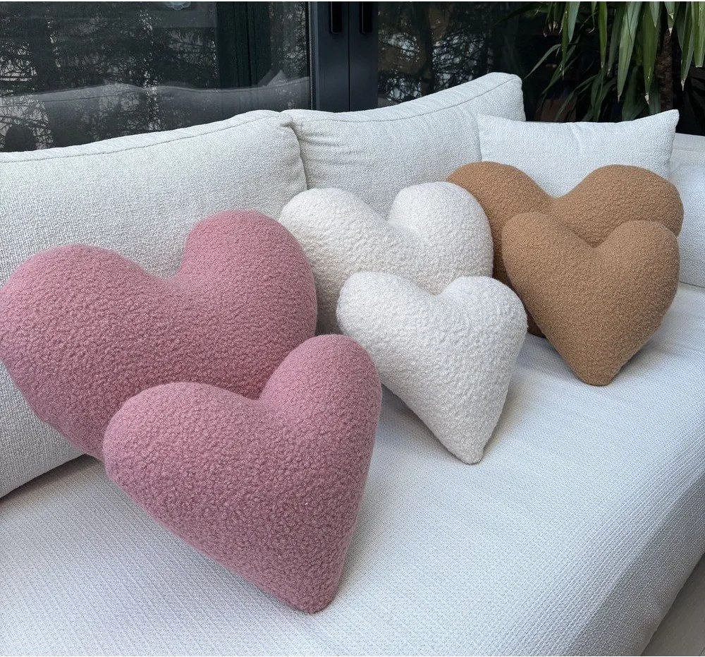Dekorační polštář 38x33 cm Teddy Kalp – Mioli Decor