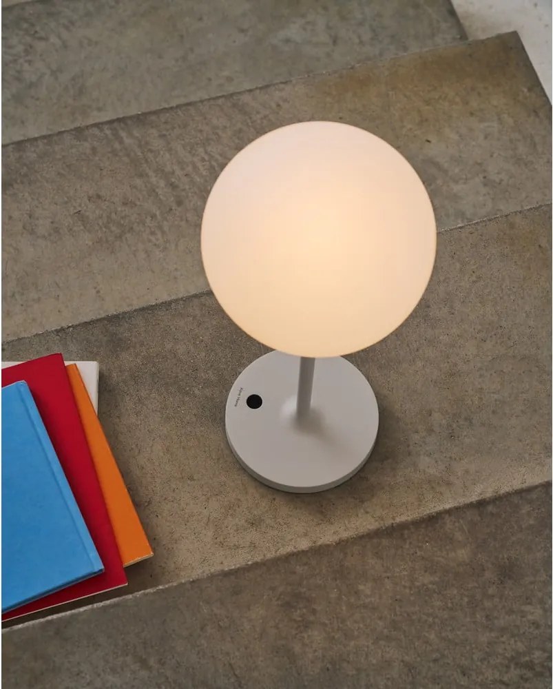 LED stolní /přenosné stmívatelné venkovní svítidlo na USB ø 16 cm Dinesh – Kave Home