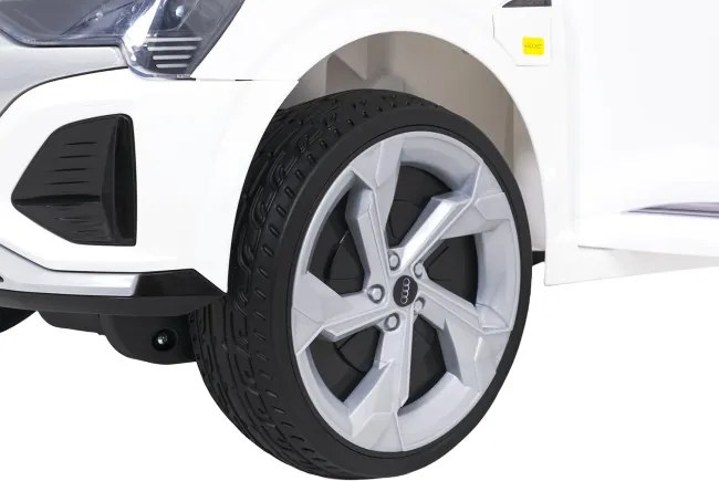 Elektrické autíčko Audi SQ8 bílé / šedé