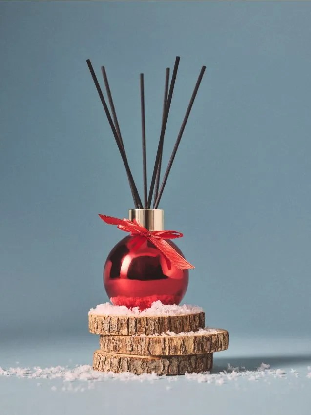 Sinsay - Vánoční aroma difuzér s tyčinkami Sweet cranberry - červená