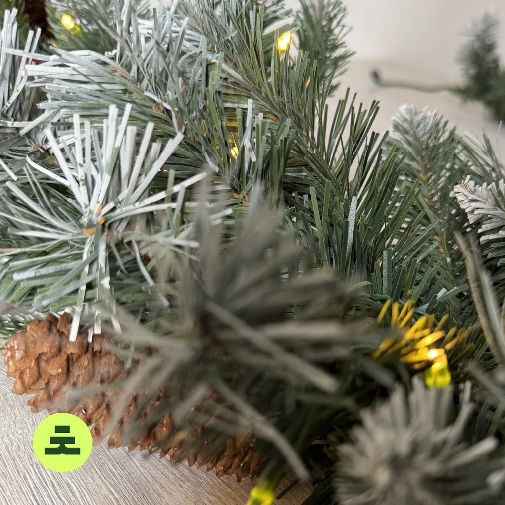 Girlanda Zasněžená Zdobená 70 LED 300 cm