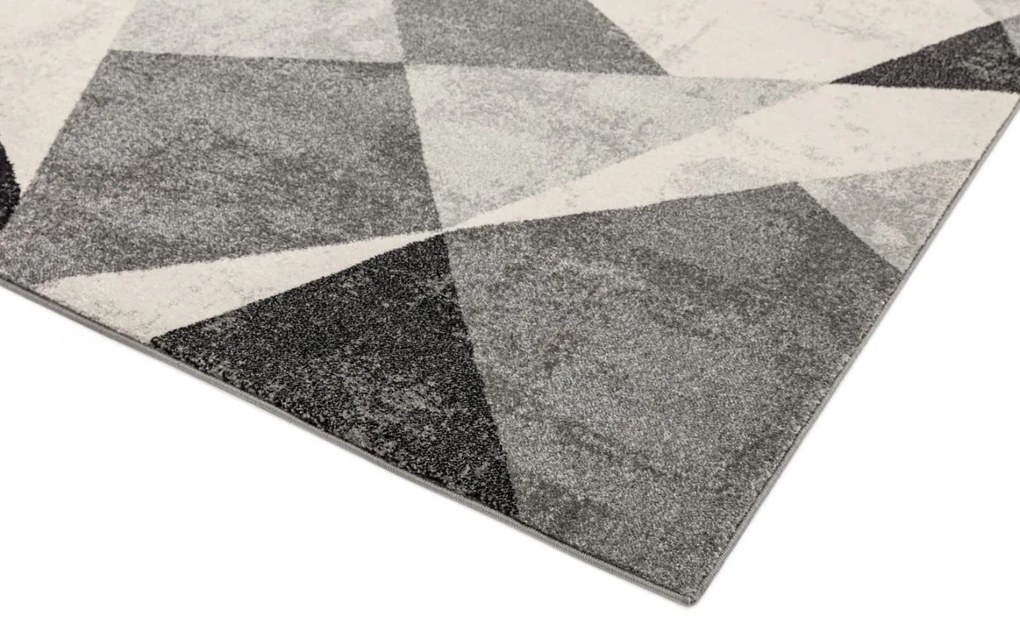 Šedý koberec Dinamo Patio Grey Rozměry: 160x230 cm