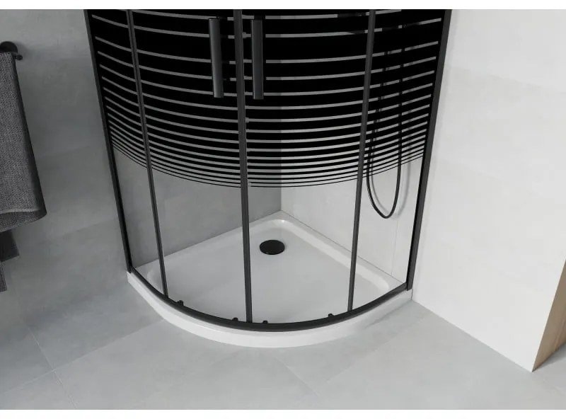 Mexen Rio, čtvrtkruhový sprchový kout s posuvnými dveřmi 90 (dveře) x 90 (dveře) x 190 cm, 5mm čiré sklo s pásky, černý profil + bílá sprchová vanička Slim, 863-090-090-70-20-411