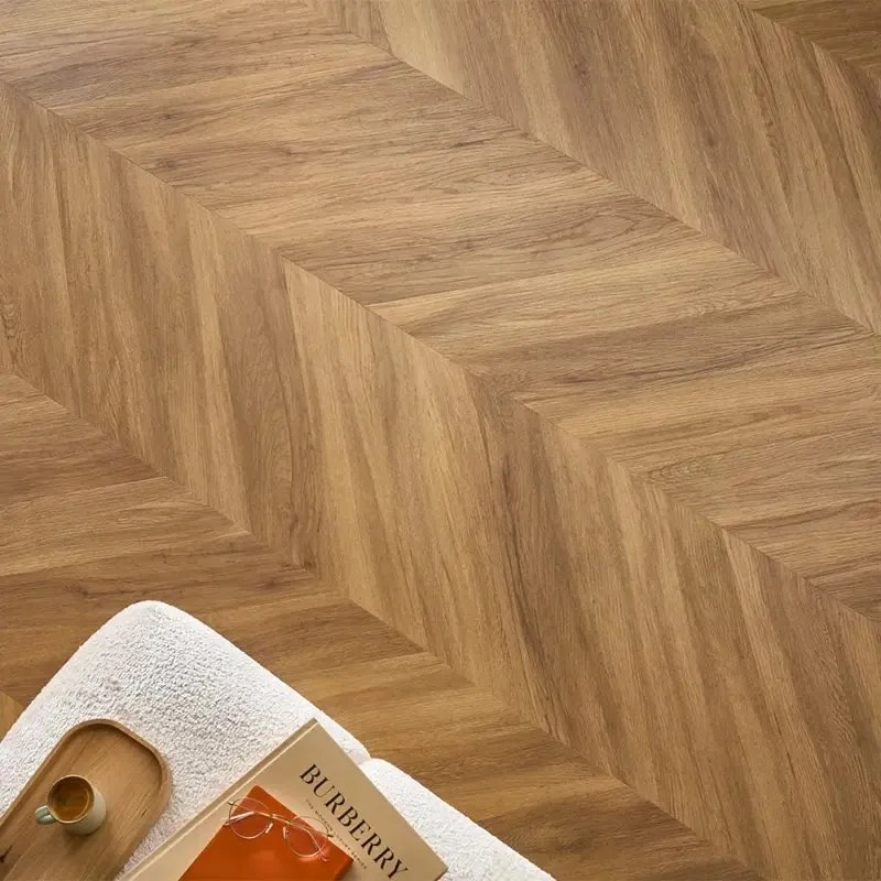 Vinylová plovoucí podlaha Afirmax Chevron 41102 Dub Jersey