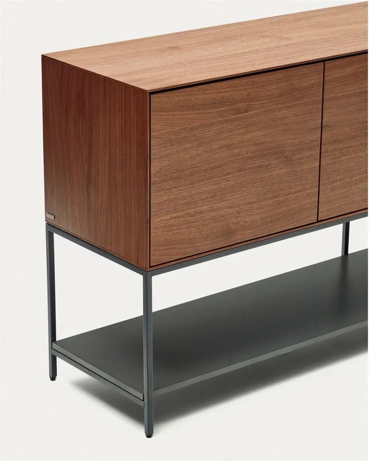 Nízká komoda v dekoru ořechu v přírodní barvě 195x80 cm Vedrana – Kave Home