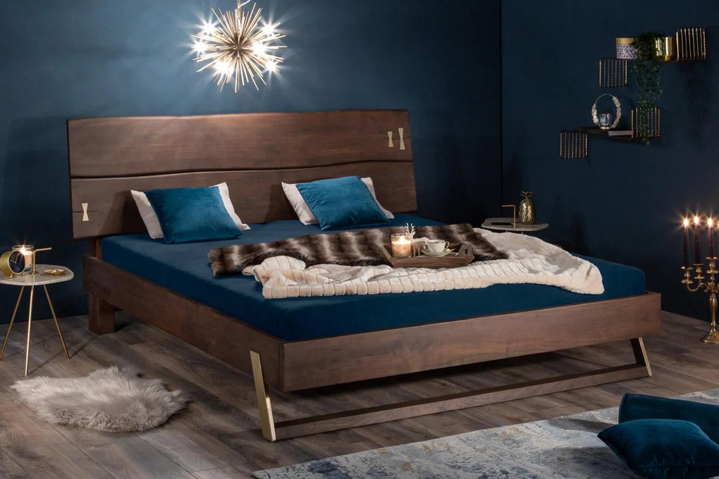 Designová postel Massive 160 x 200 cm akácie vinegar