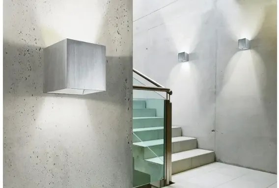 Designové nástěnné svítidlo Mars bílé/zlaté