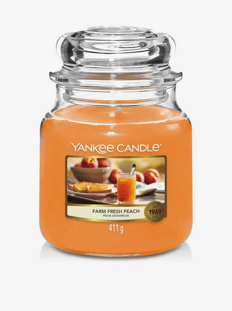 Yankee Candle vonná svíčka Farm Fresh Peach Classic střední