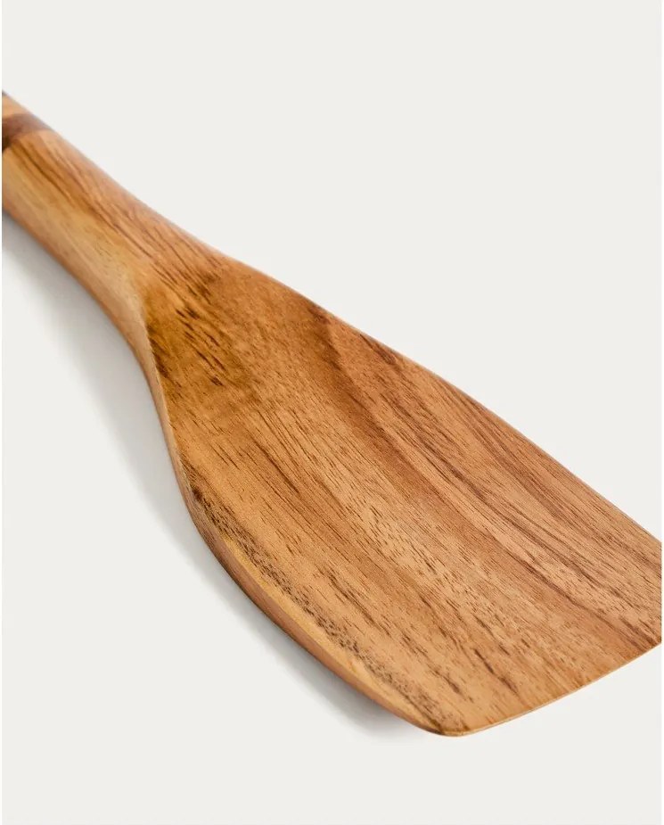 Dřevěná obracečka Nover – Kave Home