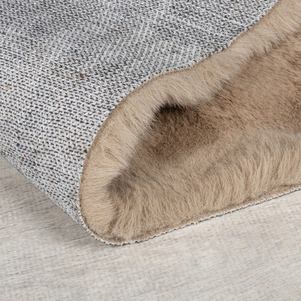 Flair Rugs, Kusový koberec Waffle Faux Fur Taupe, 180x290, hnědá, ložnice