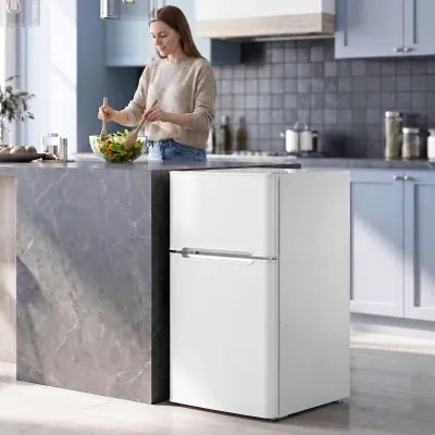HOMCOM Mini lednička s mrazákem, dvoudveřová, s nastavitelným termostatem, malá chladnička na nápoje 90 l, bílá