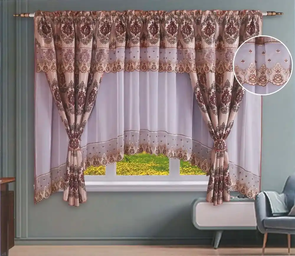 Luxusní hotová záclona Karolína 400x160 cm | BIANO