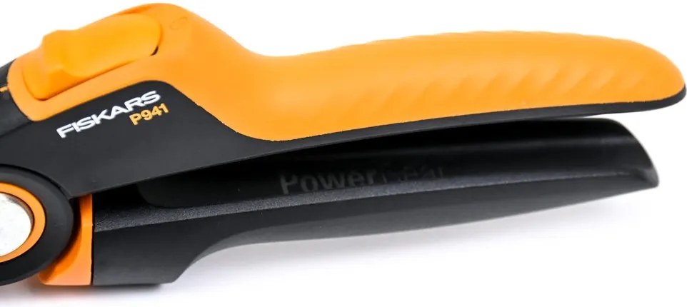 Ruční zahradní nůžky Fiskars X-series PowerGear P941 1057174
