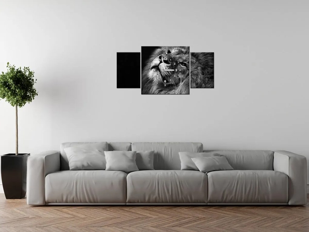 Gario Obraz s hodinami Stříbrný lev - 3 dílný Rozměry: 90 x 70 cm