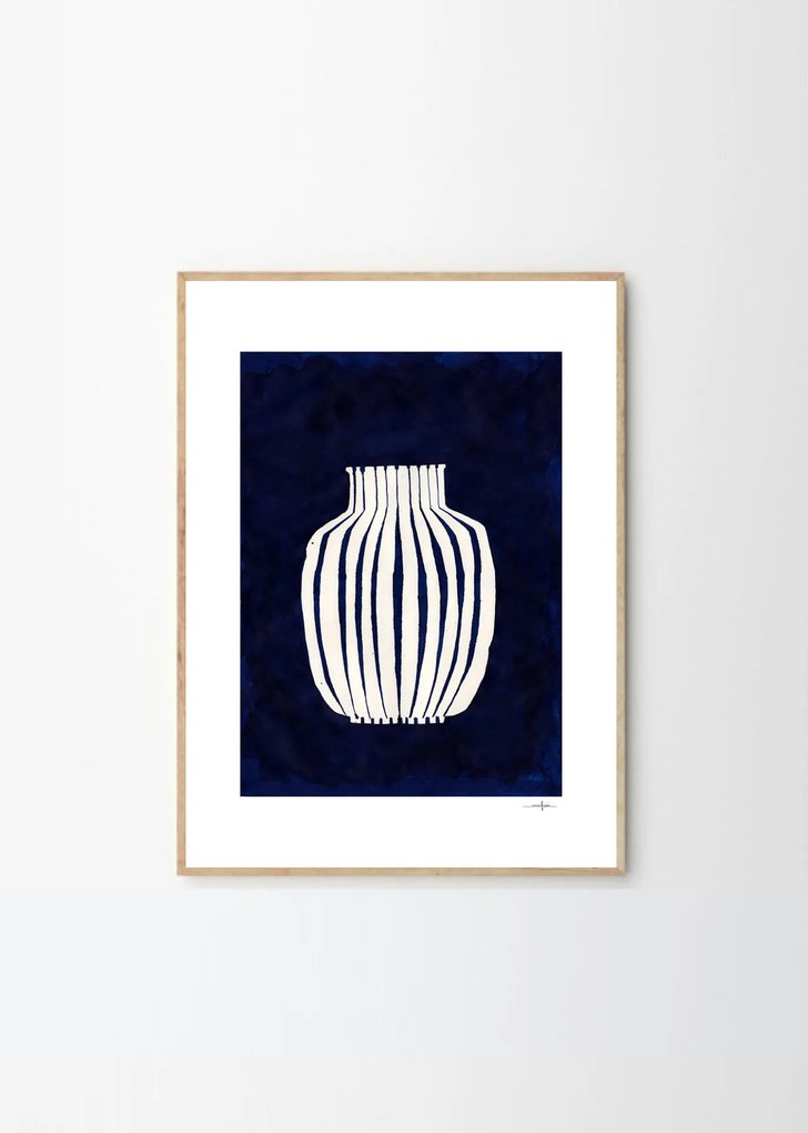 THE POSTER CLUB Autorský plakát Blue Vase by Ana Frois 30 x 40 cm, modrá barva, papír