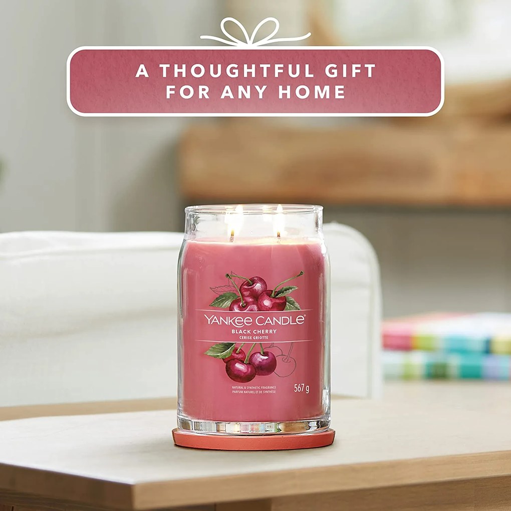 Yankee Candle vonná svíčka Signature ve skle velká Black Cherry  567 g