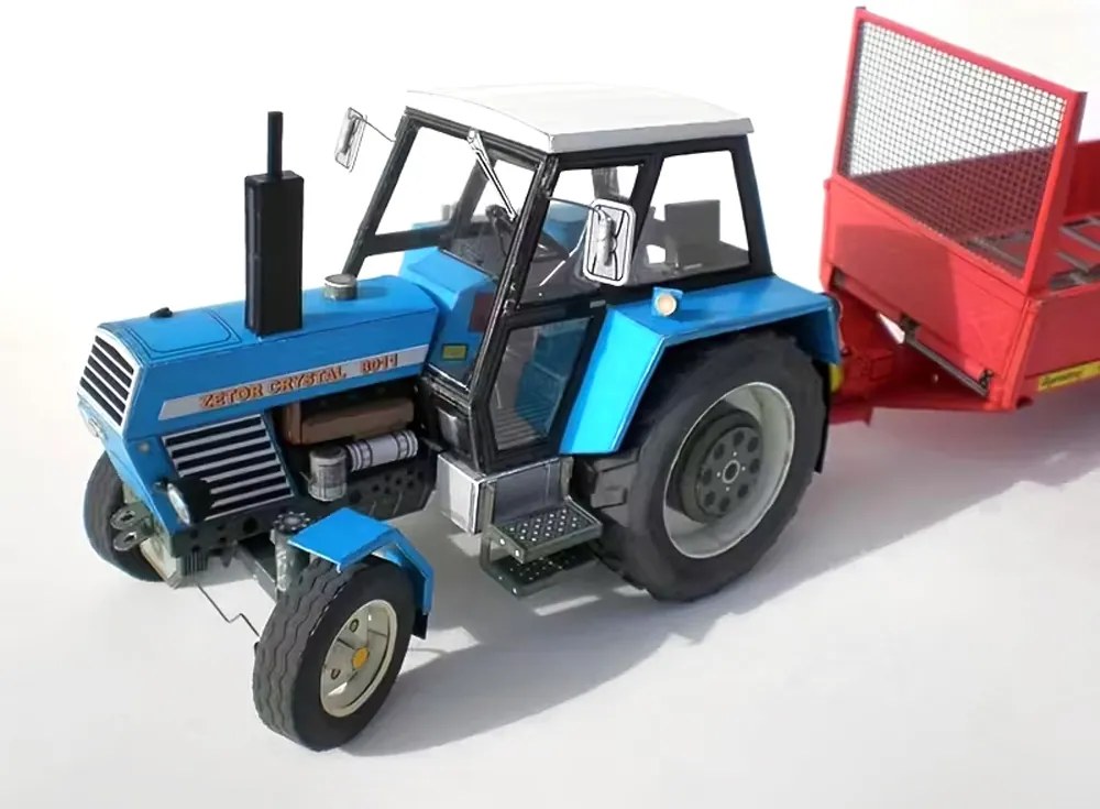 Papírový model Zetor Crystal 8011 1:32