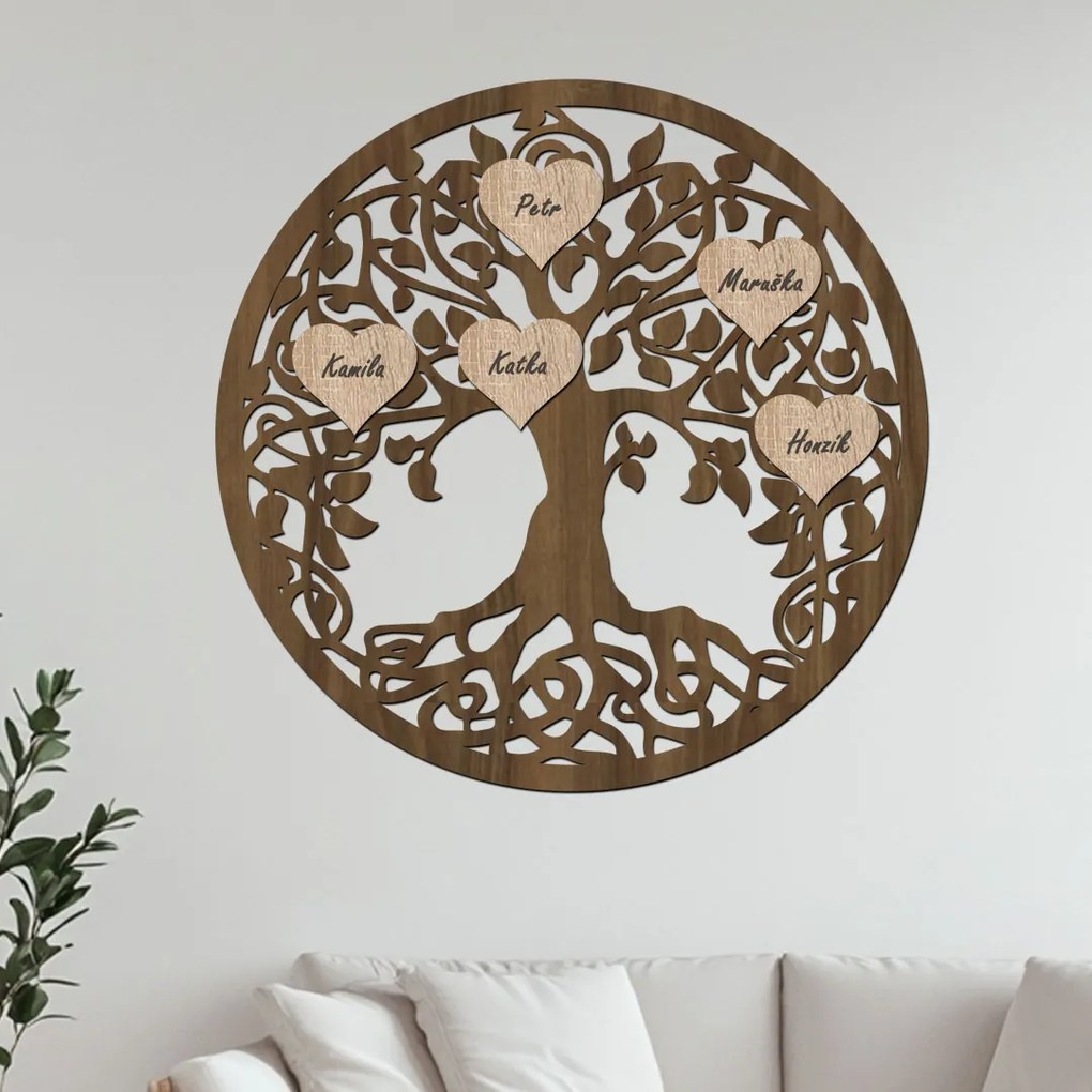 dřevo života Dřevěný Rodinný strom Zvolte rozměr (cm): 40, Zvolte barvu dekoru: Ořech, Počet kusů srdíček: 6