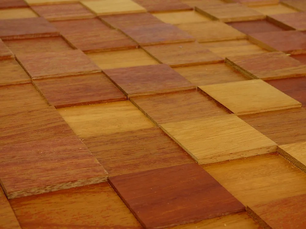 IROKO 50, jednotlivé kusy 50 x 50 mm (0,0025 m²) - dřevěná mozaika 3D 2 mm Broušený - olejovaný