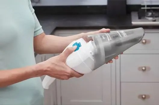 Cyklonový ruční vysavač Black & Decker