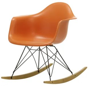 Eames Plastic Armchair RAR černě lakovaná rezavá javor Vitra