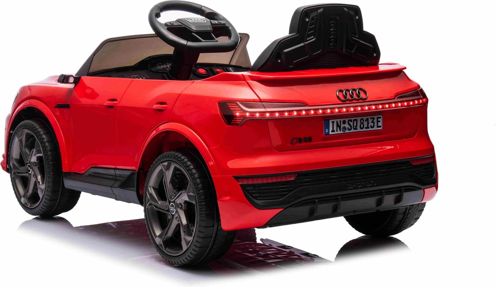 Ramiz Auto Audi SQ8 červené